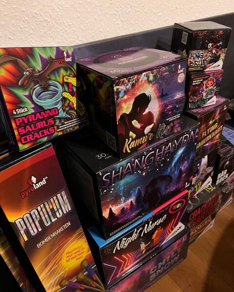 Pyroland Silvester Bestellungen bald bei Euch